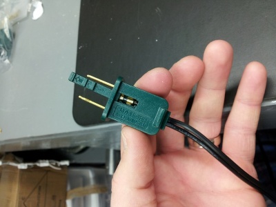 SPT Wire and Vampire Plugs - doityourselfchristmas.com